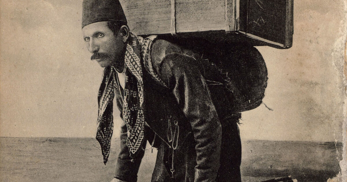 Salt Research: İstanbul'da bir hamal - A porter in İstanbul