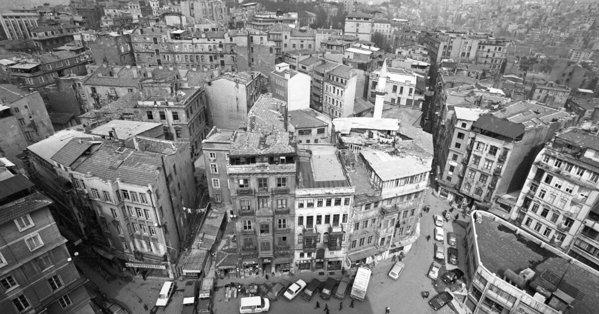 Salt Research: Galata Kulesi'nden Galata ve çevresinin görünümü - Views ...