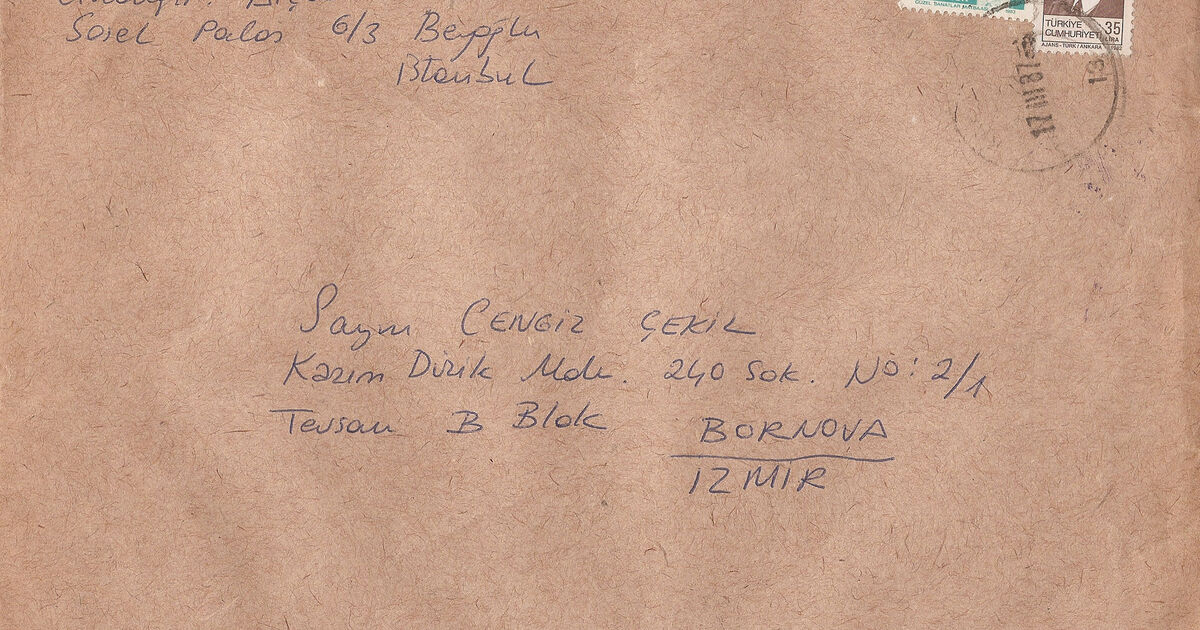 Salt Research: Toplu Sergi hazırlığı sırasında Canan Beykal'ın Cengiz ...