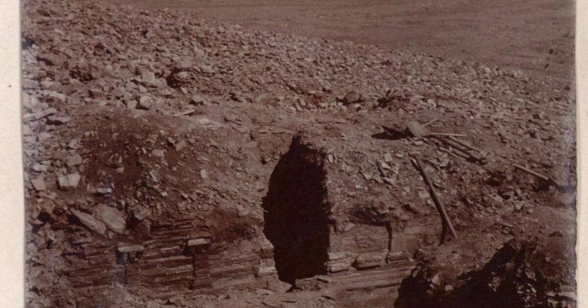 Salt Research: Darunta'da kazı sırasında çekilen fotoğraf - Photo of an ...